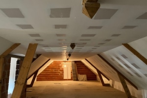 Isolation de rampants de toiture au Mans et dans la Sarthe - Tilyo